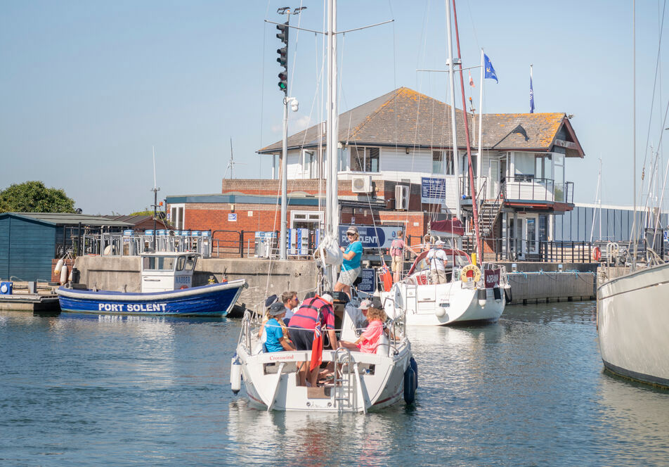 Port Solent Marina lock procedure
